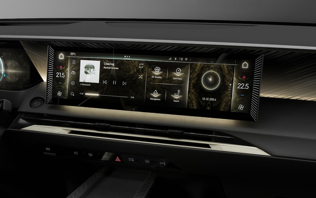 DS N°8 | SUV Electric | DS Automobiles RO